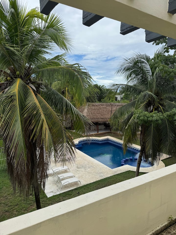 Casa úNica Muy Grande Con Cenote Y 7 Recámaras - Cancún