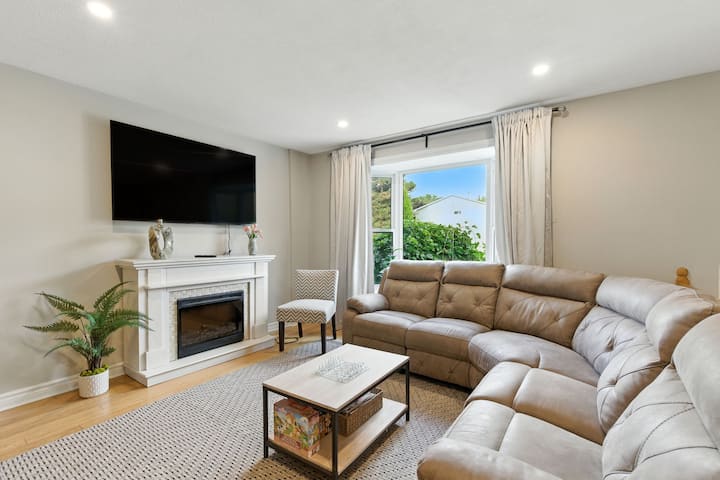 Family Home W/ Games + Bbq | Hot Tub Coming Soon! - Burlington