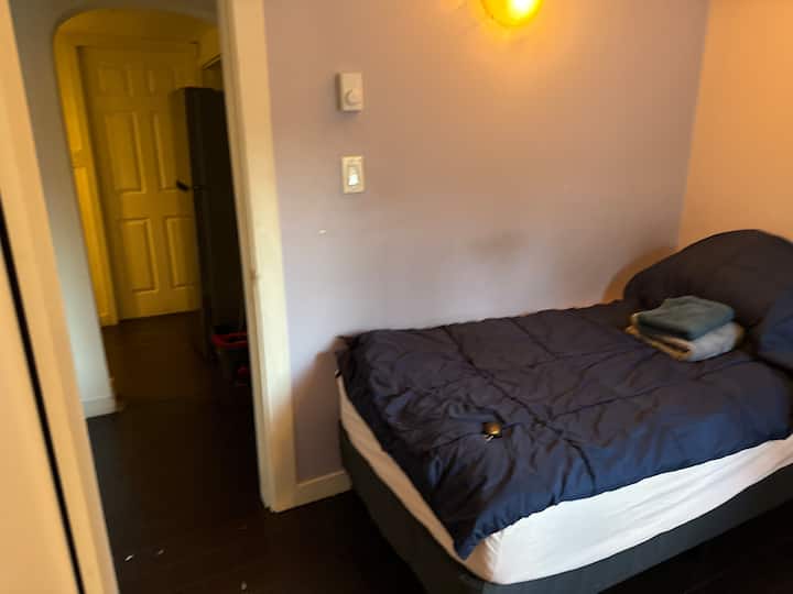 Central Richmond Near Bus Stop - Delta