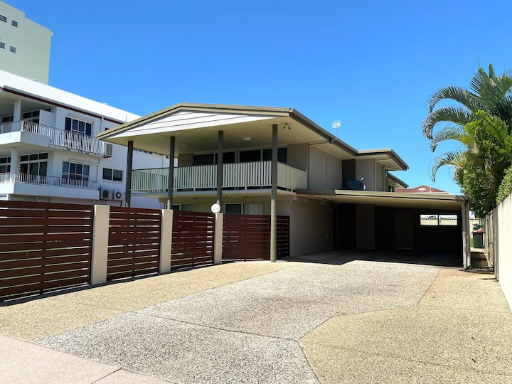 Rockhampton Riverfront Retreat - Rockhampton