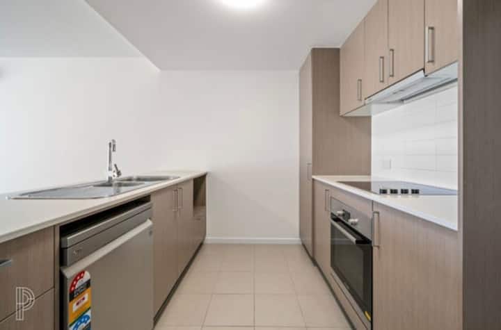 28 @ Plush Mort Street - Canberra