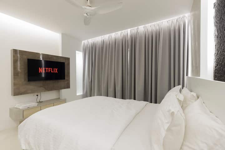 Designer Studio On 5th Floor (Without Lift) - Dacca