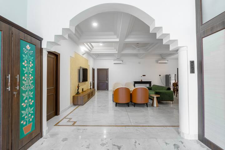 Sunshine Villa - A Luxury Peaceful Home - Udaipur