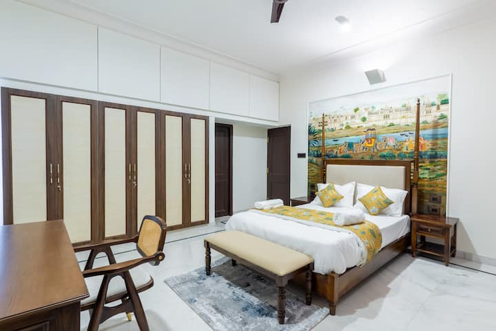 Sunshine Villa - A Luxury Peaceful Home - Udaipur