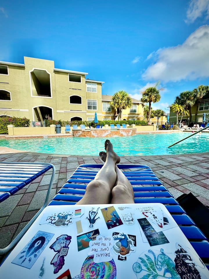Cozy, Ground-floor Condo With Pool At The Avalon - Clearwater, FL