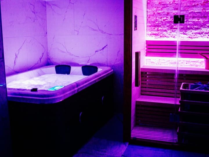 Suite Jacuzzi Sauna 2 - Lisieux