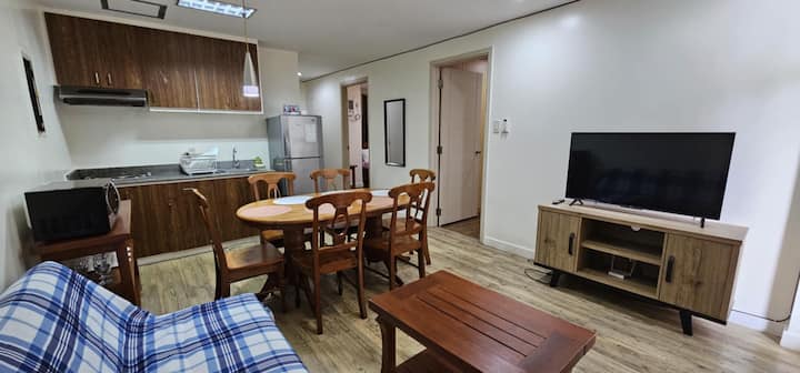 Two (2) Bedroom Condo Unit With Free Pool Access - Subic Bay Freeport Zone