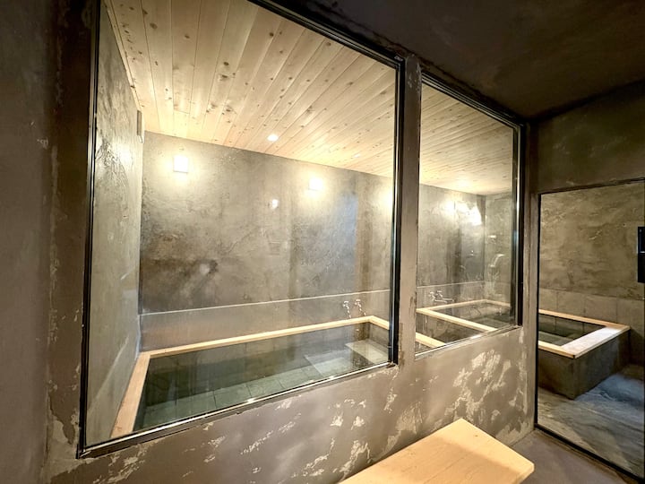 新規 Open Sale !【子供無料】駅徒歩1秒 | みんなで貸切大浴場とBbq | ペットと宿泊 - Hakone