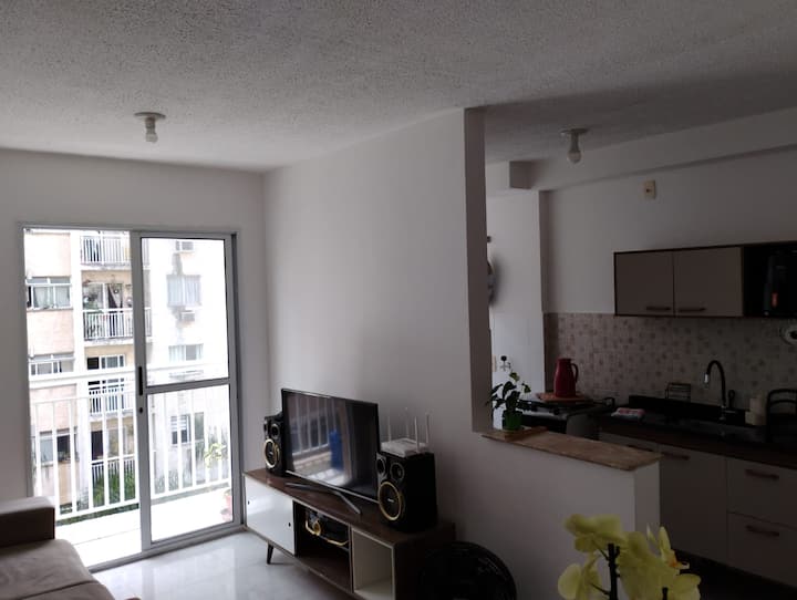 Apartamento Com 2 Quartos, 3 Camas E Ar. - Rio de Janeiro, Brezilya