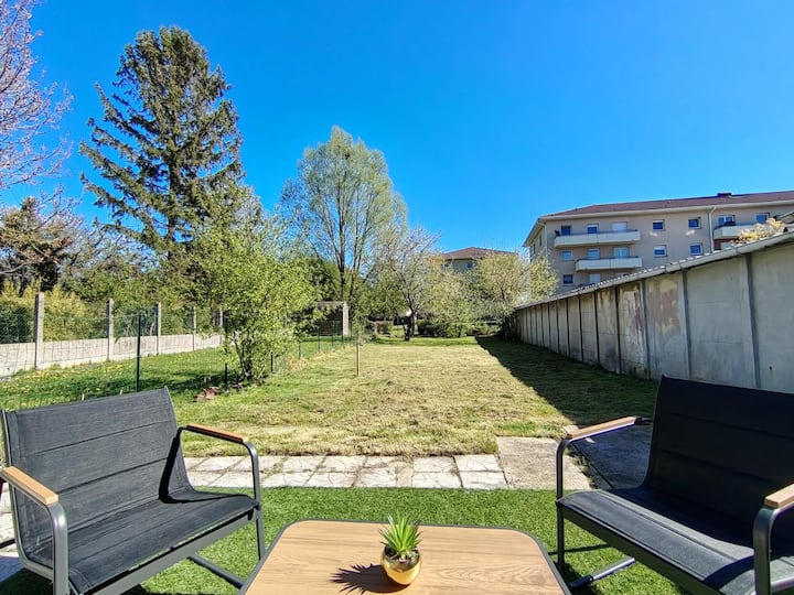 Maison Plein Pied Rénovée, Terrasse Et Jardin - Béthune