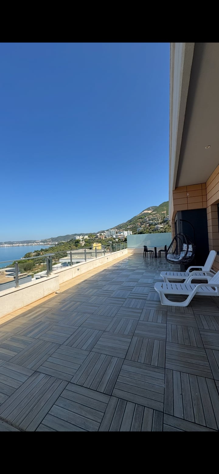 Panoramic Seaview Apartment In Vlora - Albania