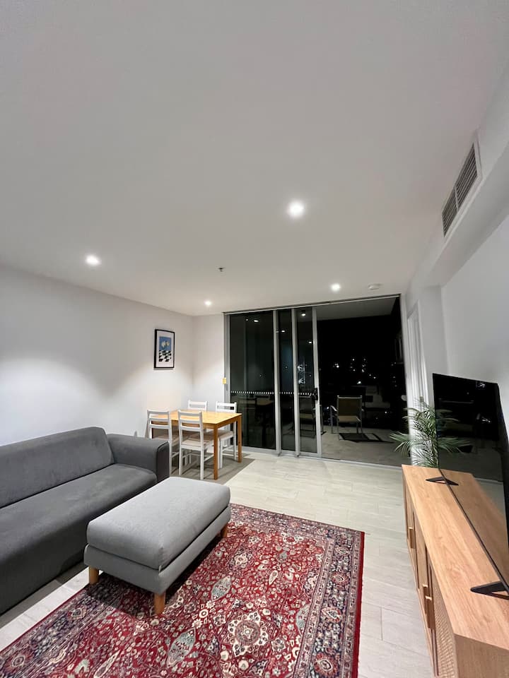 Modern City Unit With Rooftop Bar + Steps To Gabba - Brisbane