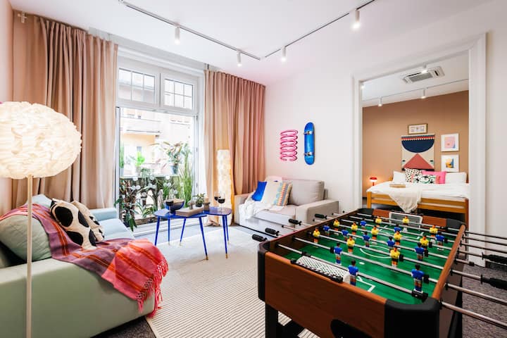Velvet Stay 120m² W/foosball | Old Town - Belgrade