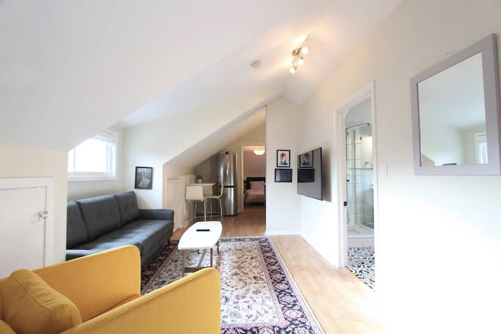 Lake Harriet Sky Lounge - Minneapolis, MN