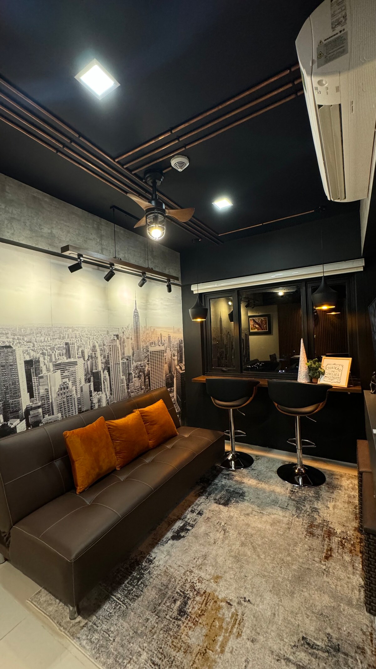 Retraite industrielle urbaine à Mega World Pampanga - Airbnb