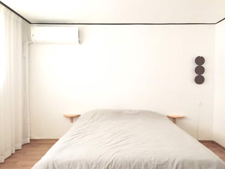 Hongdae : Longterm Stay #미스터멘션 - Seoul