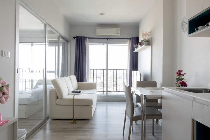 Pattaya市中心网红无边泳池海景公寓|b2o高空城市夜景|步行至海滩、六巷soi6、步行街 - Pattaya City