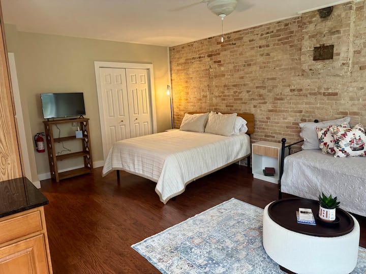 Park Place Downtown Petoskey Studio - Petoskey State Park, MI