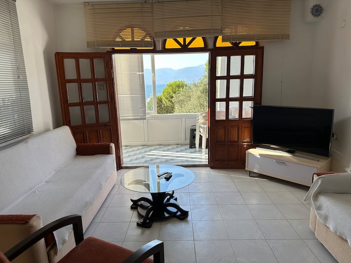 Manzaralı Lüks Villa - Edremit