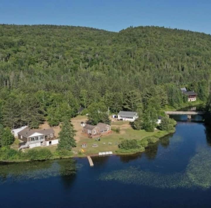 Charmant Petit Domaine De Chalet Locatif ! - Quebec