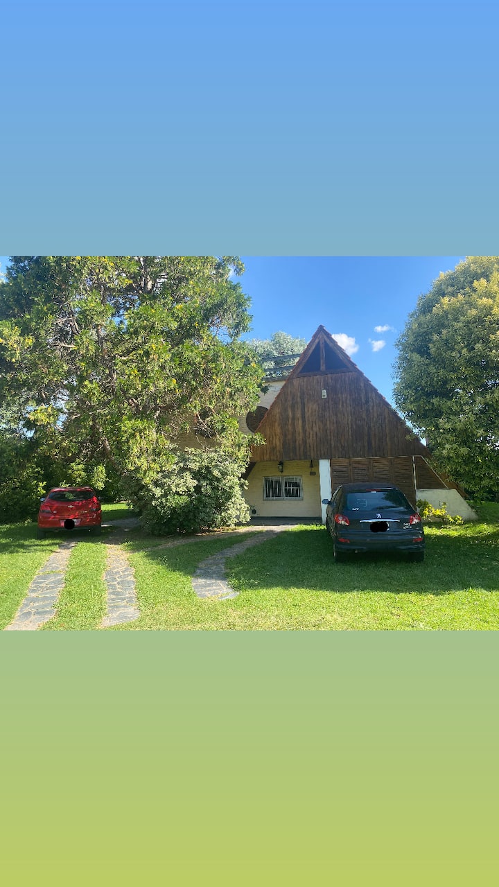 Casa Alpina En Alquiler Dentro De Barrio Cerrado - Villa Rosa