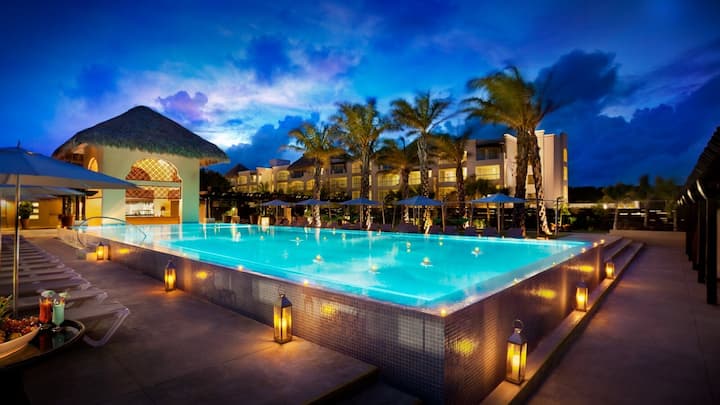 Enjoy Casino Nights At Thrilling Resort | 4 Units - Punta Cana