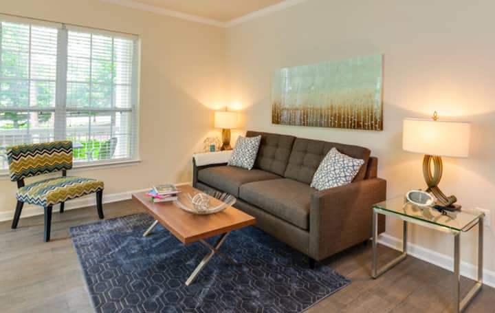 Welcome To Your Home Away From Home. - Rockville, MD