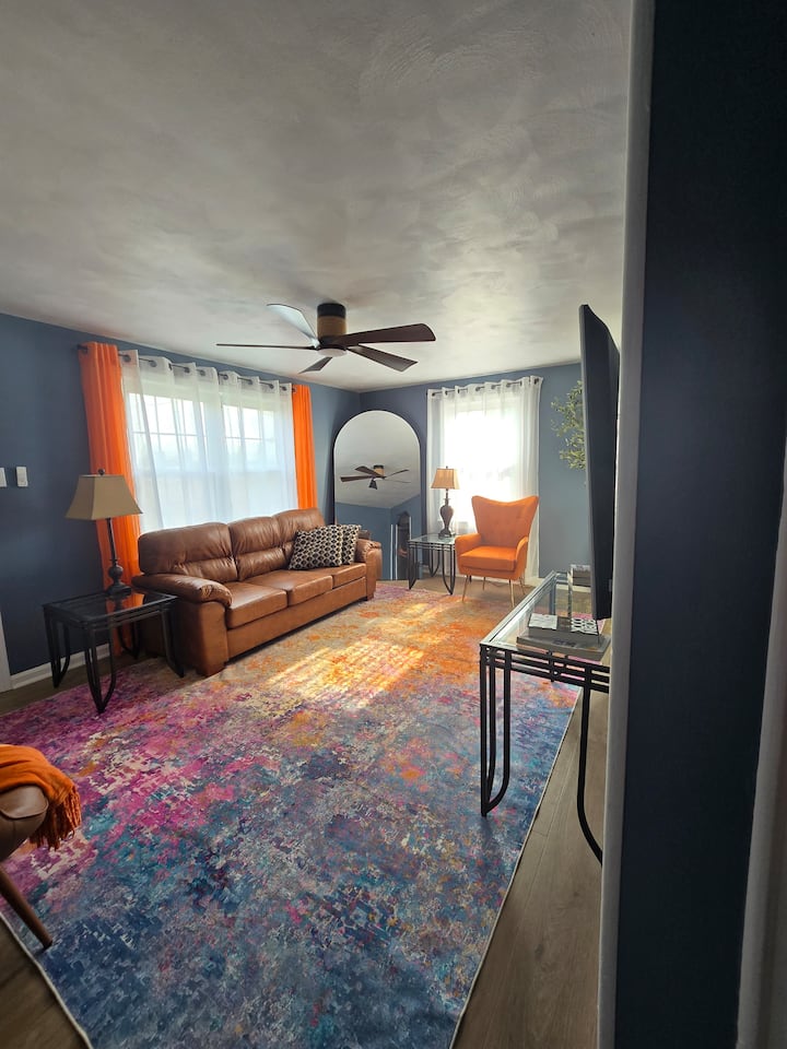 House Near Meyer's Lake - Canton, OH