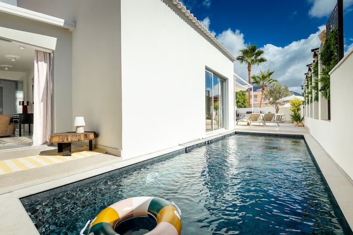 New And Luxurious Villa Los Olivos - Adeje