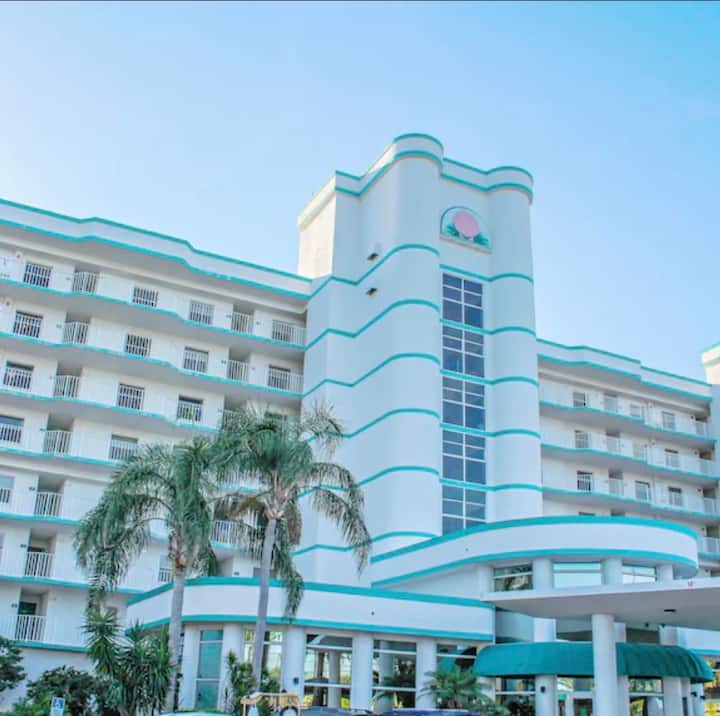 Lovely 1br@ Discovery Beach Resort At Cocoa Beach - Cocoa Beach, FL
