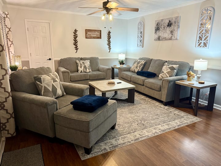 3bd 2ba Pool Is Open + Garage For Trail Bikes - Wilbur Lake, TN