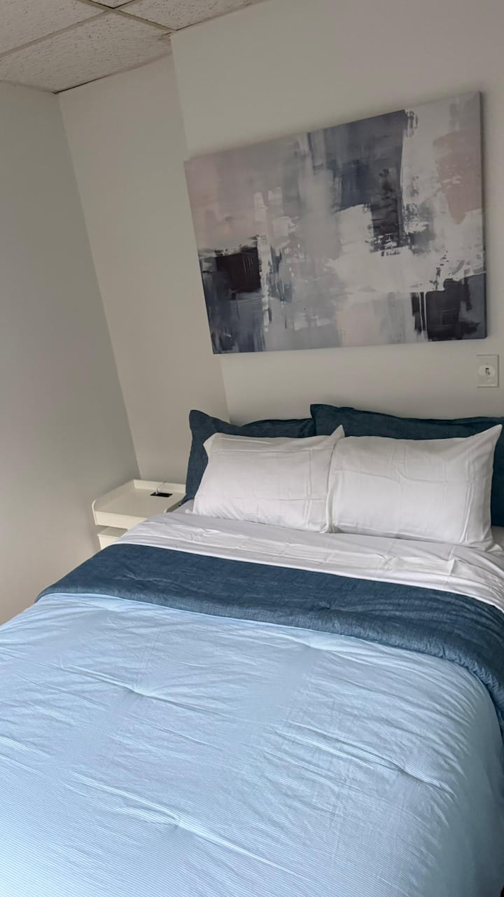 Comodidad - Boston, MA