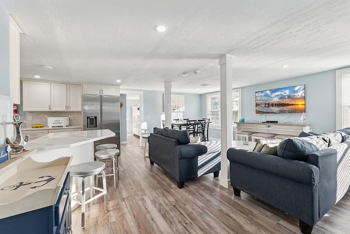 Sandy Toes - Wildwood, NJ