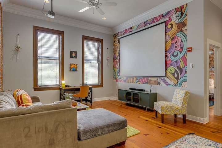 Mad Hatter Loft | Wild Art + Movie  Screen + Pking - Lafayette, LA