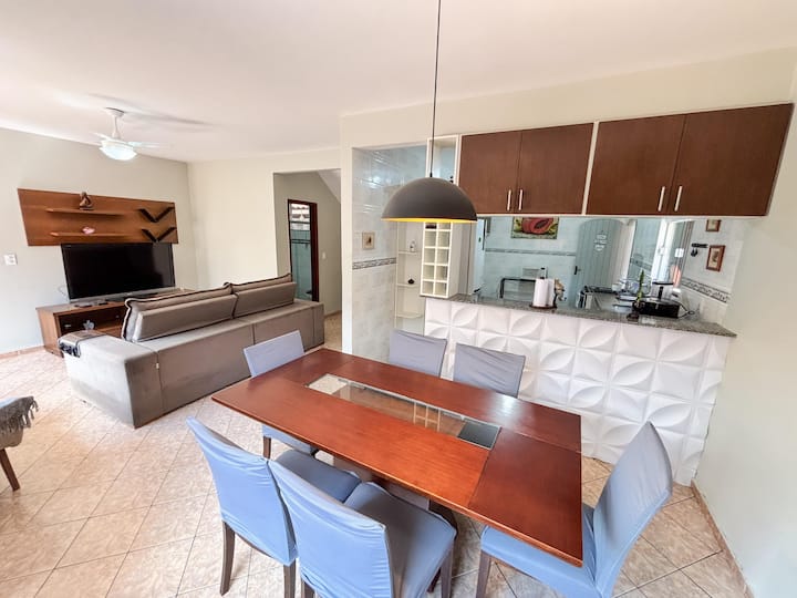 Casa Ampla & Confortável C/ Churrasqueira E Ar - Cabo Frio