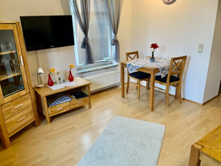 Ruhiger Wohnung In Gute Lage In Hinte Mit Allem - Hinte