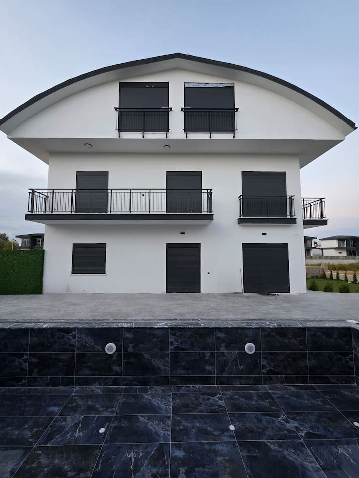 Private 5br Villa 50m² Pool Near Land Of Legends. - Serik