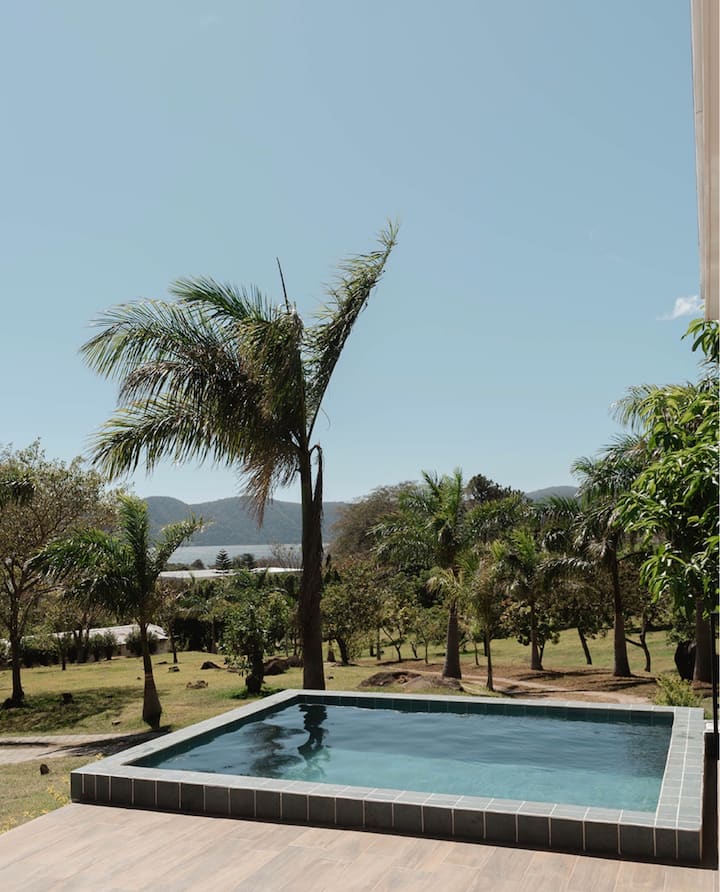 Lakeviu I Modern Cabin With Private Pool - El Salvador