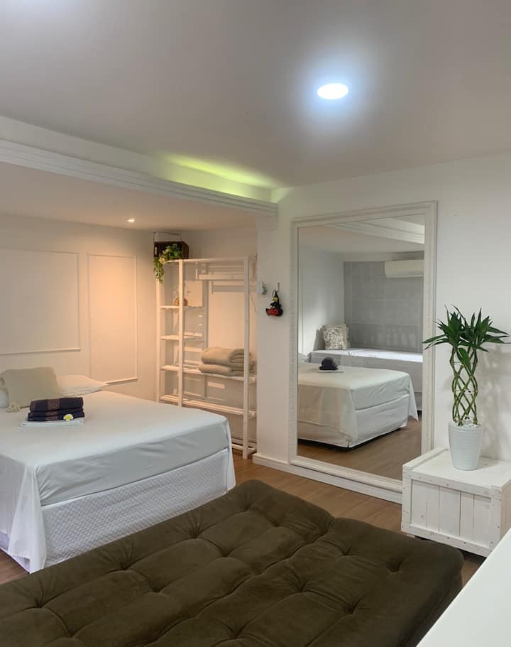 Flat Bc 300 Mt Da Praia E Da Roda Gigante - 1 - Balneário Camboriú