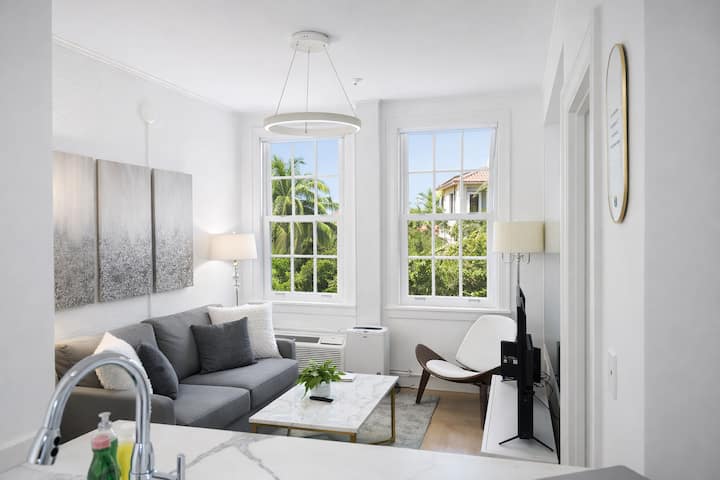 Palm Beach Island 1020 – 1br King, Wifi + Parking - Palm Beach, FL