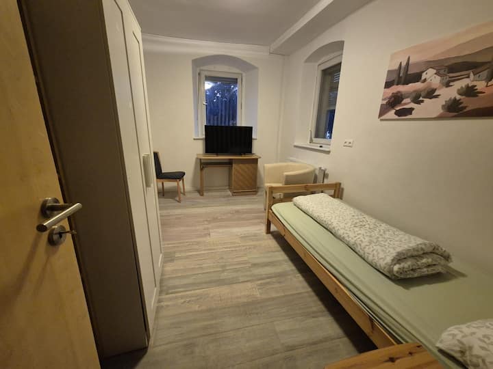Kleine Single Wohnung In Der Fränkischen Schweiz - Aufseß
