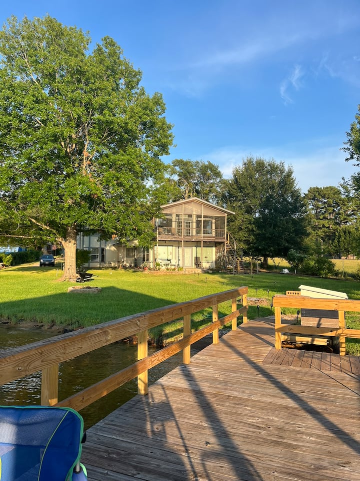 Sunset Lake Resort - Jacksonville, TX