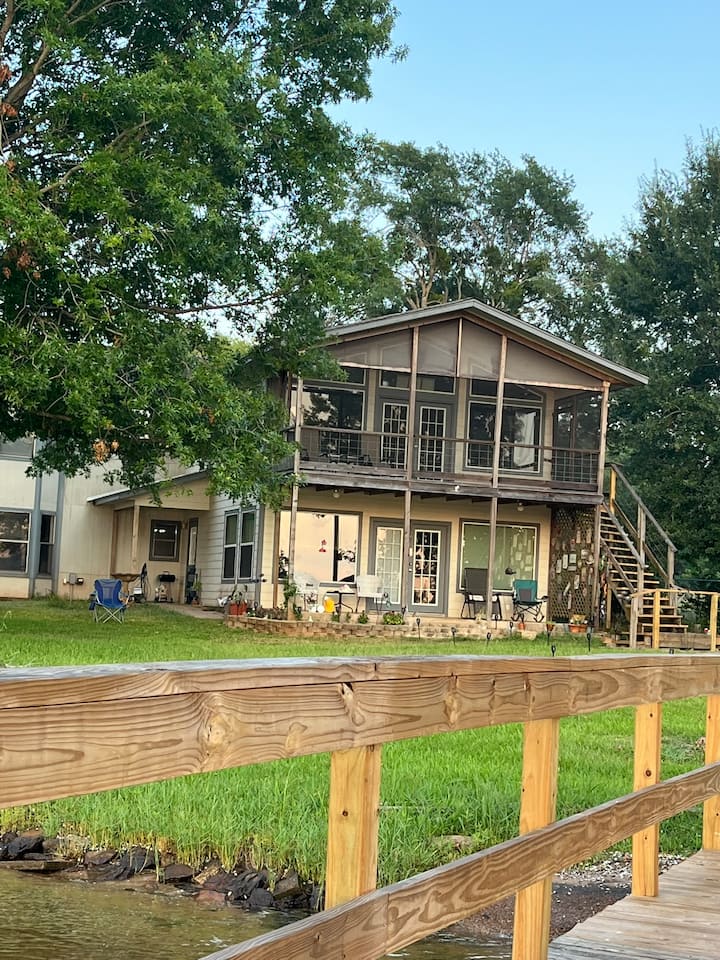 Sunset Lake Resort - Jacksonville, TX