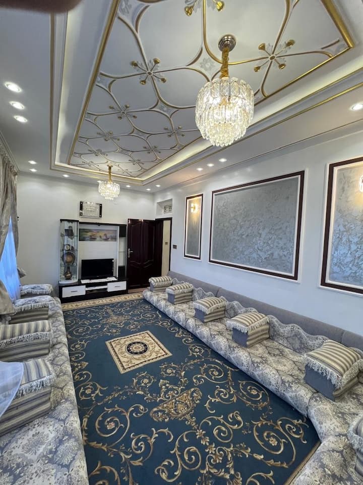 شقه حديثه في قلب صنعاء - Sana'a