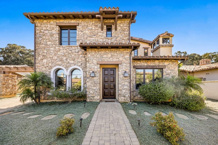 Luxury Coastal Retreat In Goletas Bluffs - Goleta, CA