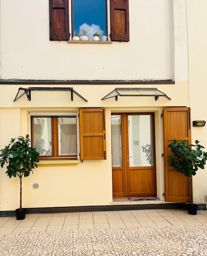 Piccolo Borgo - Bolonia