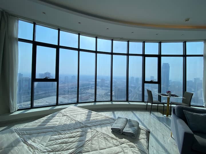 Premium Escape With Panorama City View - Manama