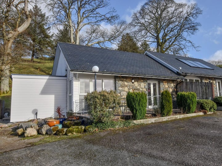 2 Bed In Bala (Oc-86964) - Bala