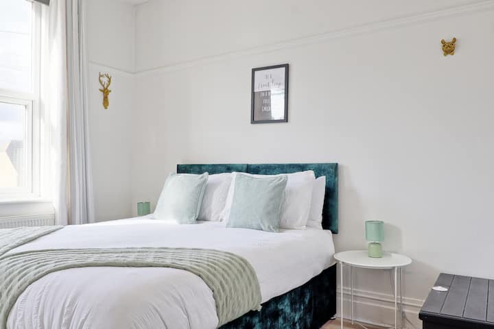 10% Off |Weekly |Family |Guests 6 |Parking |Wifi - Southend-on-Sea