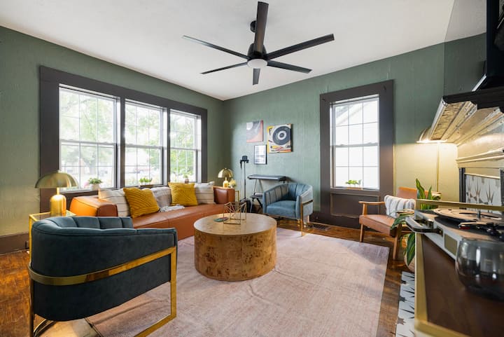 Music Vibes Near Downtown Kpt - 4br - Fenced Yard - Fort Patrick Henry Lake, TN